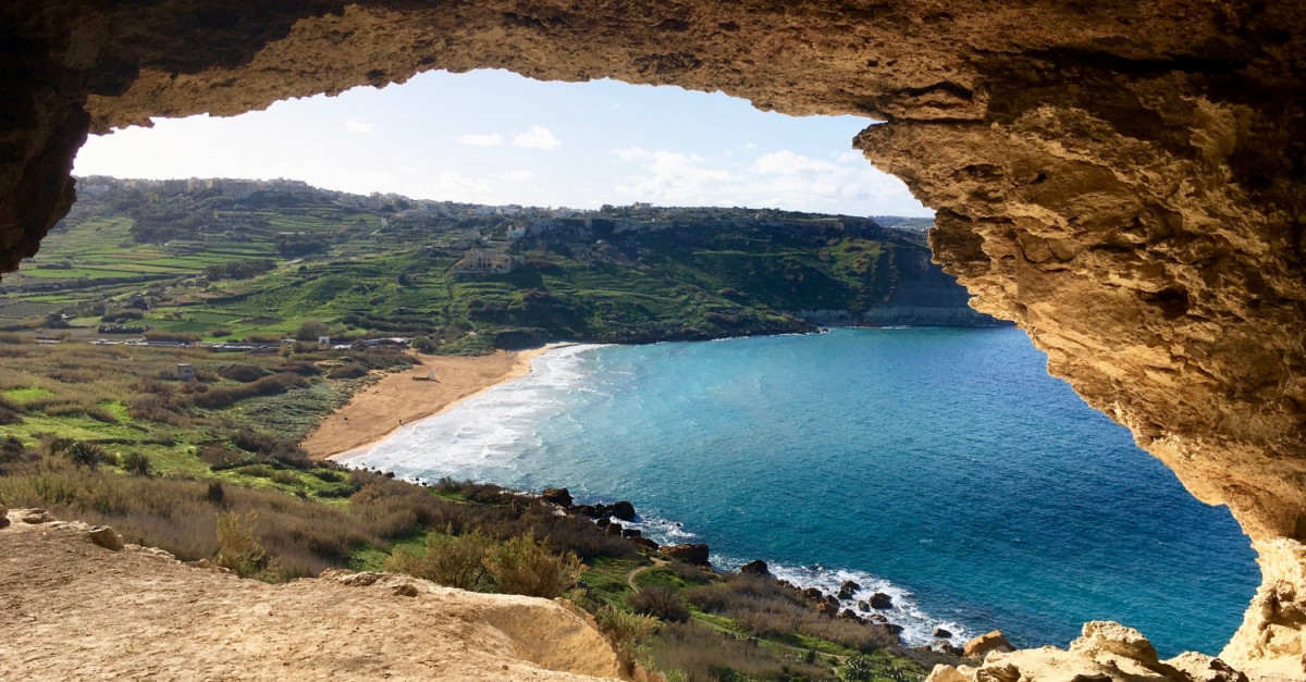 1 less known Gozo cave that is way better than Calypso cave ...